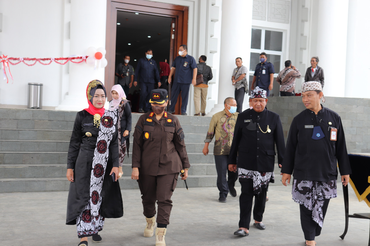 Kantor Bupati Brebes Resmi Pindah : Situs Berita Online Brebes